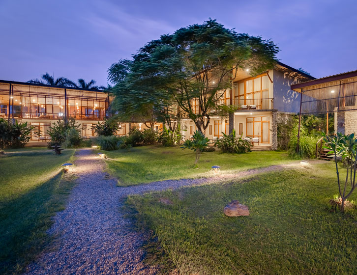 Tharu Community and Culture | Top Resort Chitwan National Park